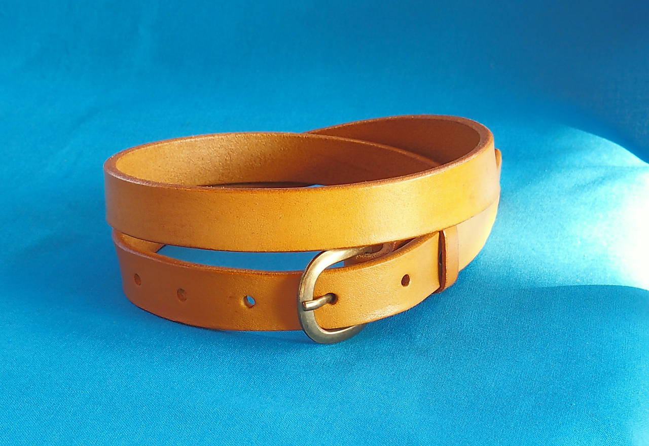 Tenký žlutý opasek / Konciny - SAShE.sk