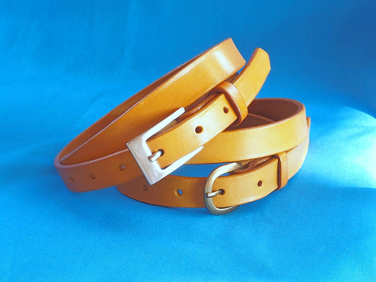 Tenký žlutý opasek / Konciny - SAShE.sk