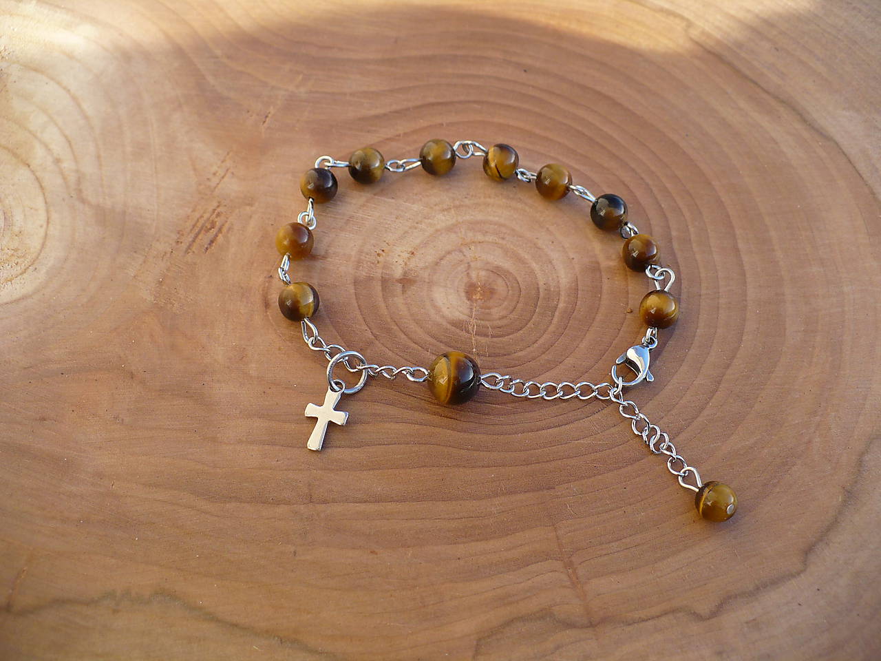 Ruženec na ruku z Tigrieho oka a komponentami z chirurgickej ocele ...