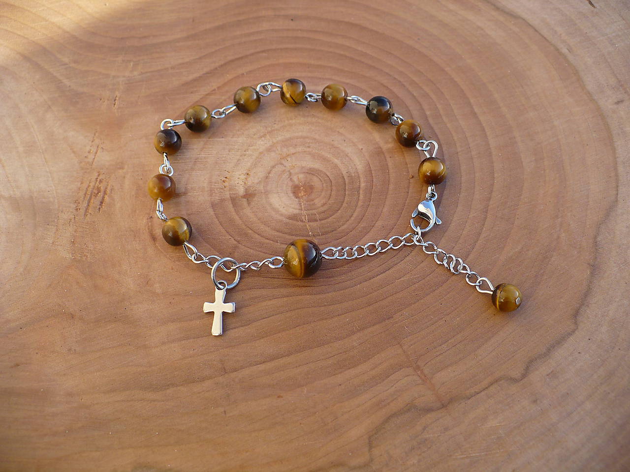 Ruženec na ruku z Tigrieho oka a komponentami z chirurgickej ocele ...