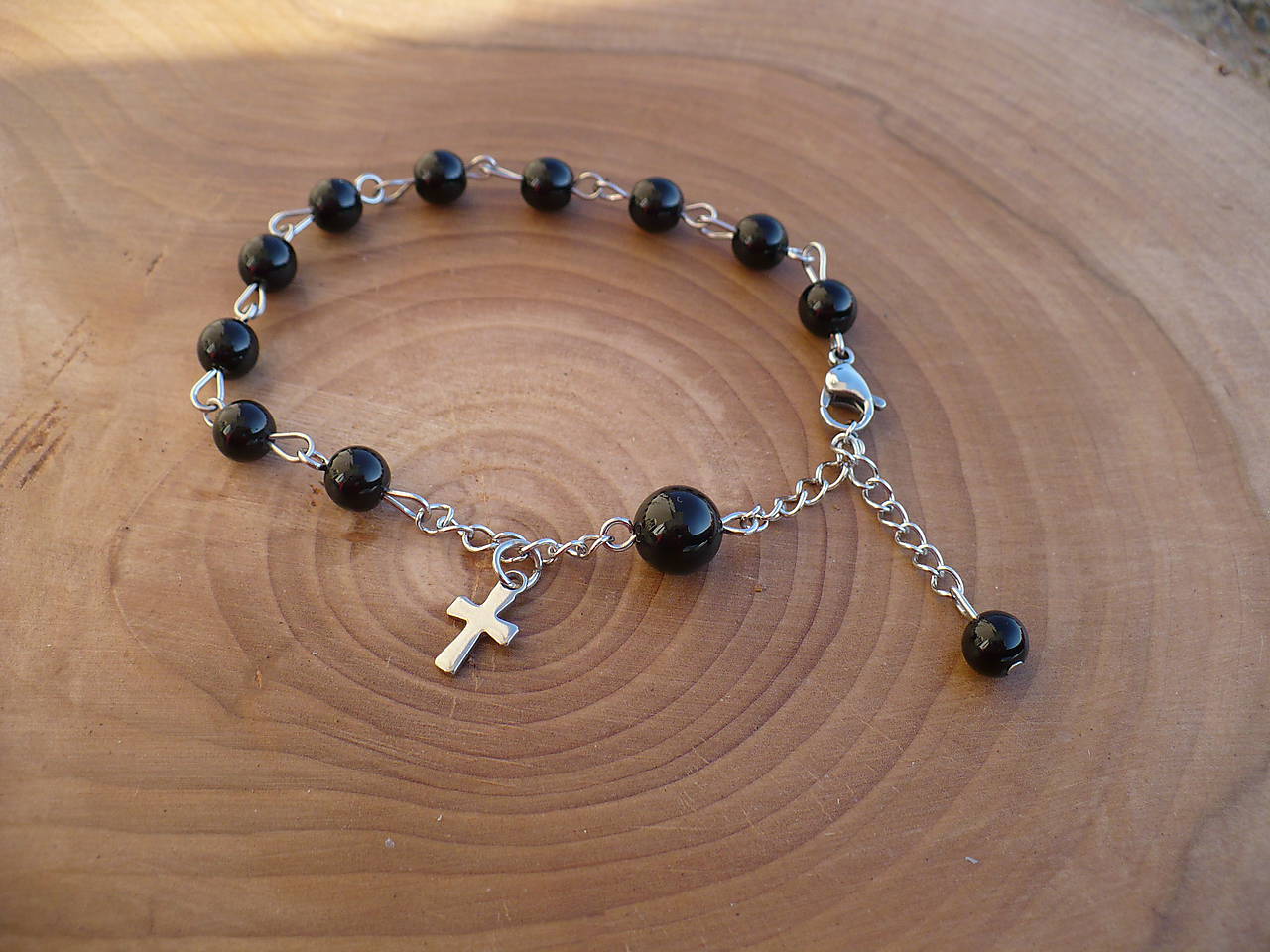 Ruženec na ruku z čierneho Onyxu a komponentov z chirurgickej ocele ...