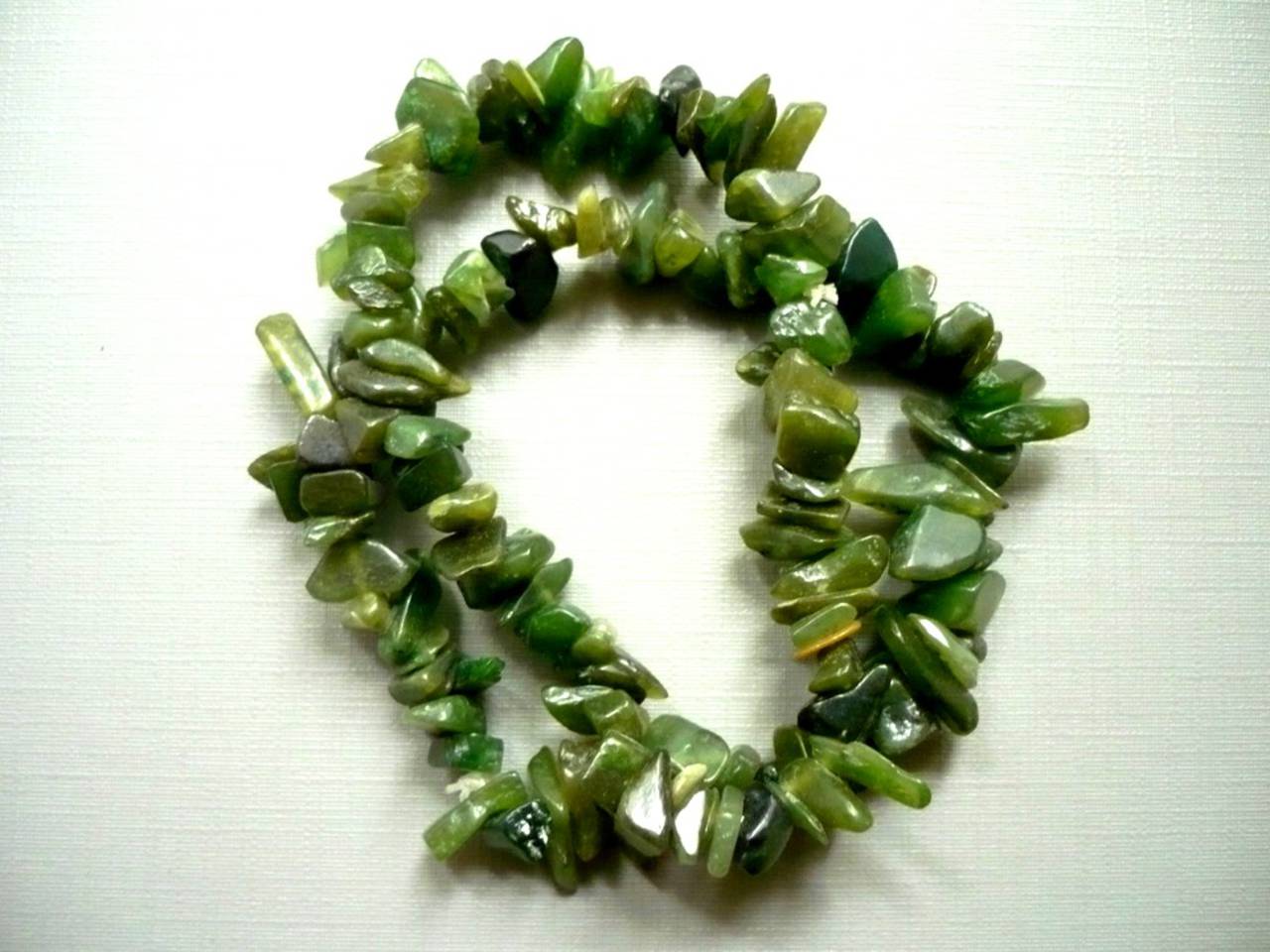 Minerální zlomky 18 cm - nefrit / uLipy-material - SAShE.sk