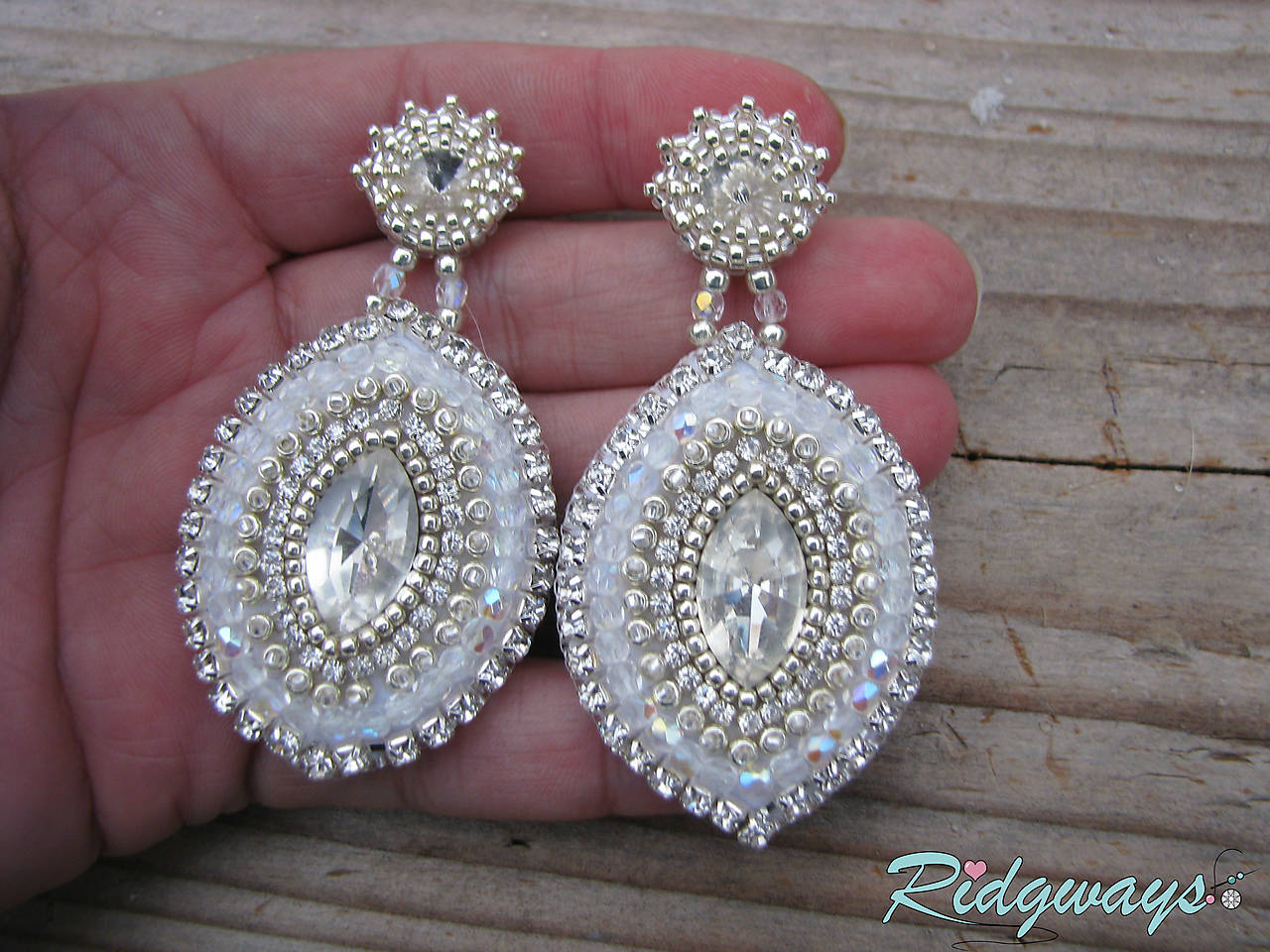 Navette...vyšívané (Crystal/Silver) / Ridgways - SAShE.sk