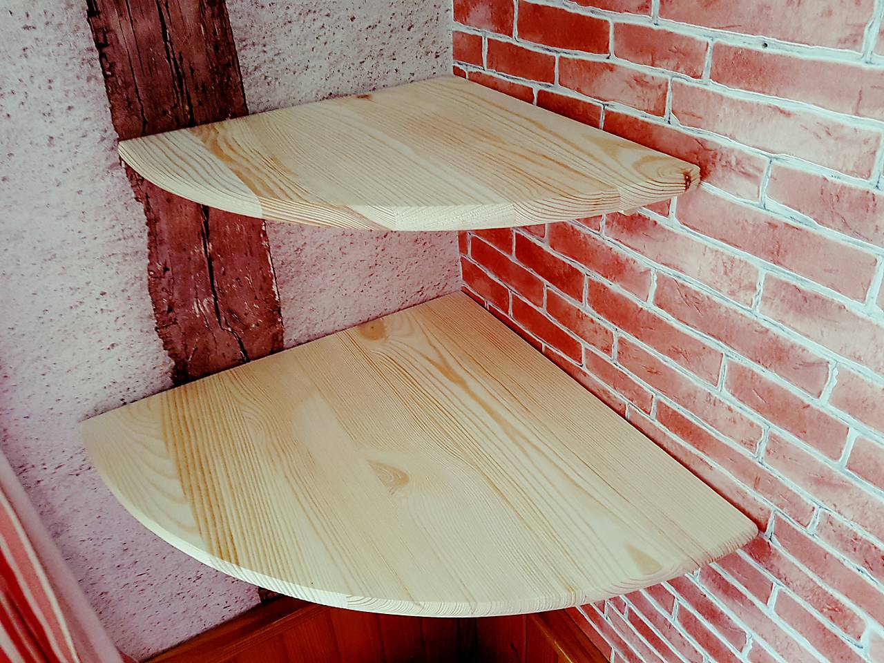 Rohova polica na chalupu / Milaano.hobby - SAShE.sk