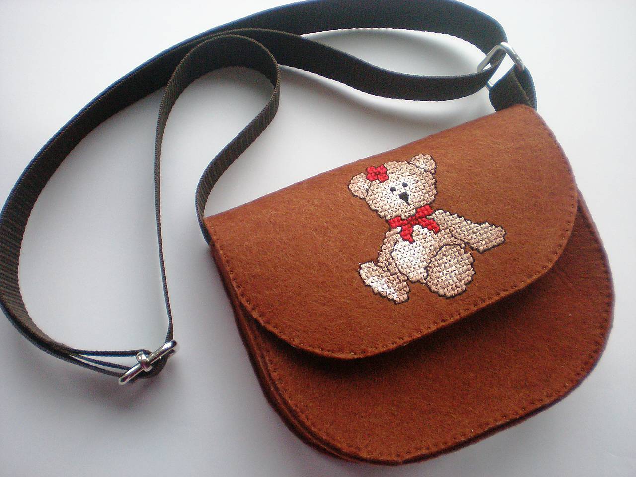 Moja prvá kabelka (Macík) / Mary_Handmade - SAShE.sk