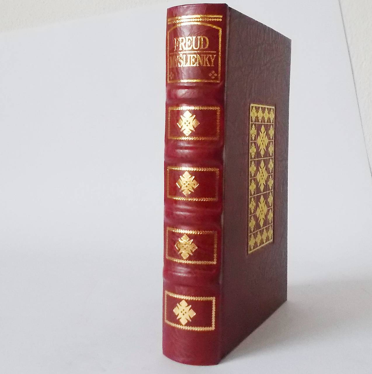 Seneca: MYŠLIENKY / nestor1 - SAShE.sk