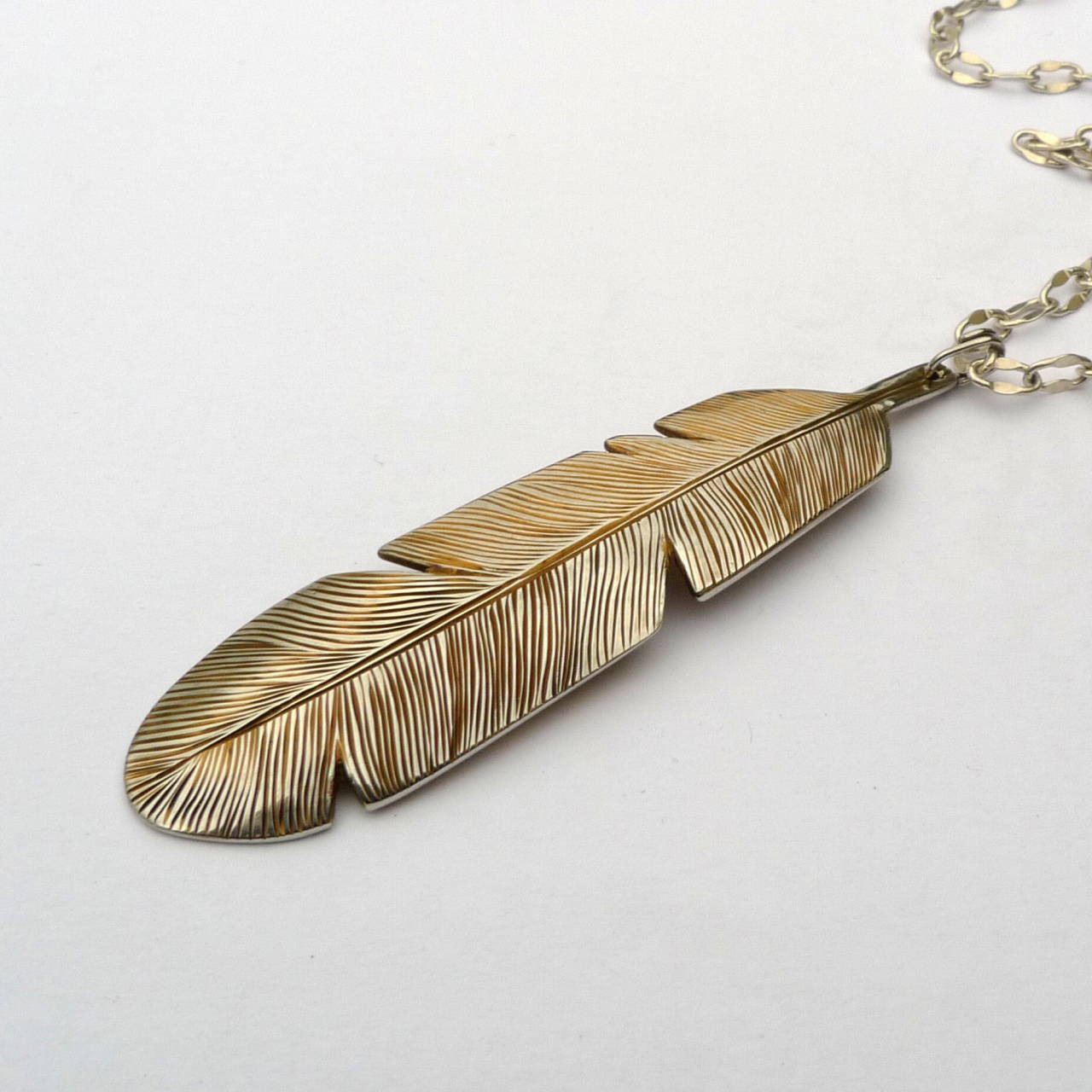 Prívesok -pierko / MiraMojzis - SAShE.sk - Handmade Náhrdelníky