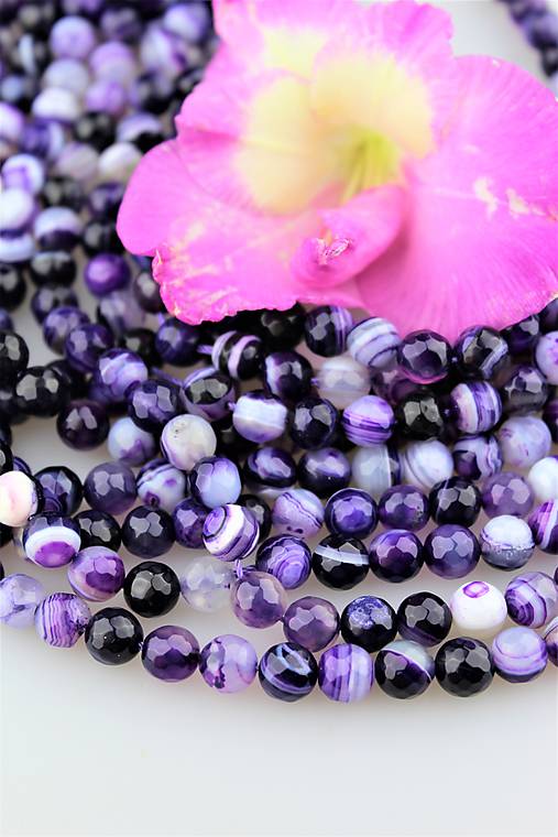 Achát korálky 8mm - facetovaný fialový achát / Sima-polodrahokamy ...