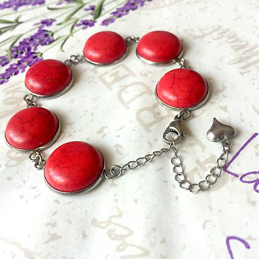 Red Howlite & Stainless Steel Bracelet / Náramok s červeným howlitom ...