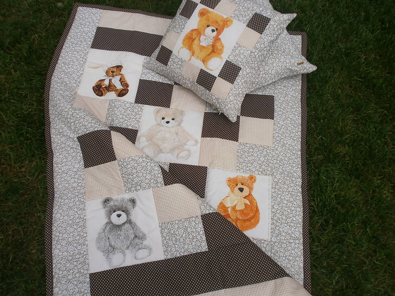 Veselí medvedíci / ELEANOR-patchwork - SAShE.sk