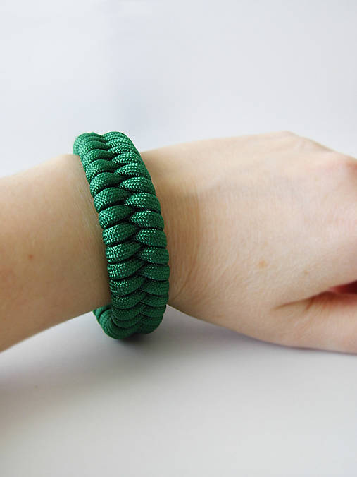 Paracord náramok Fishtail (rybí chvost) - zelený / ARTonia - SAShE.sk