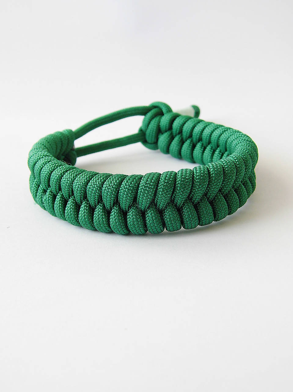 Paracord náramok Fishtail (rybí chvost) - zelený / ARTonia - SAShE.sk