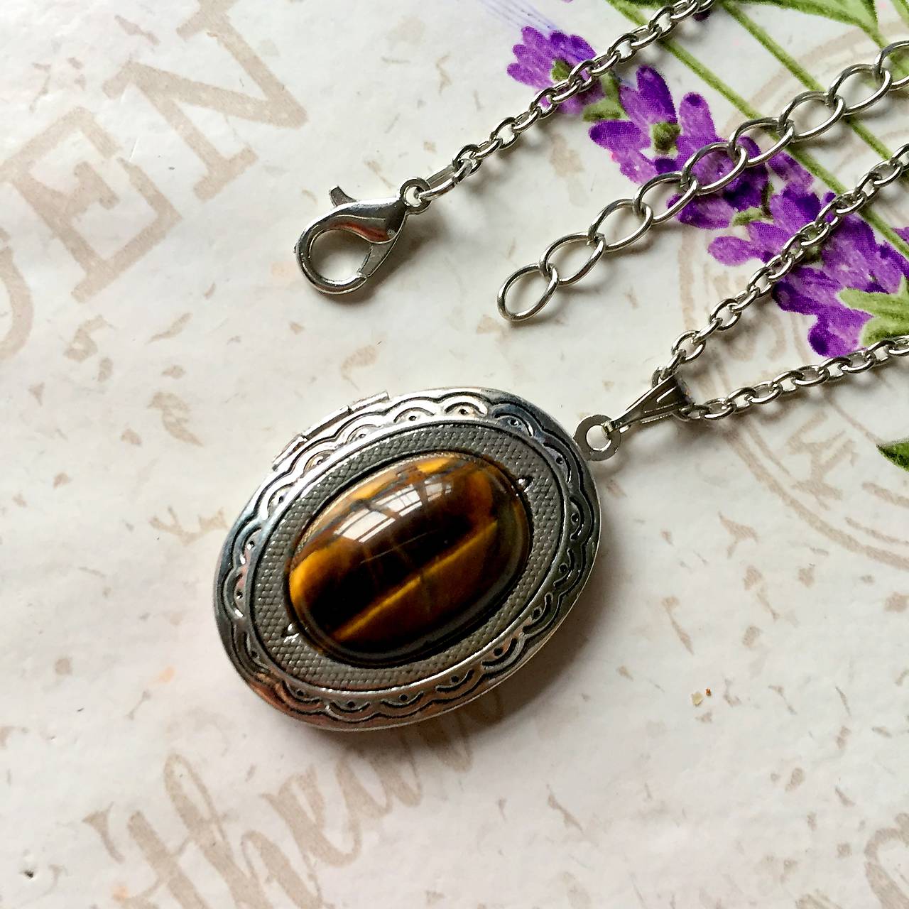 Oval Gemstone Antique Silver Locket Necklace / Otvárací medailón (Tiger ...