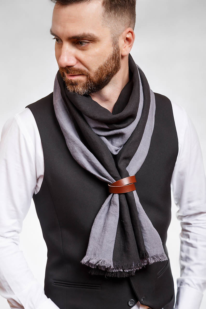 Exkluzívny pánsky ľanový šál s koženým remienkom / R-line - SAShE.sk