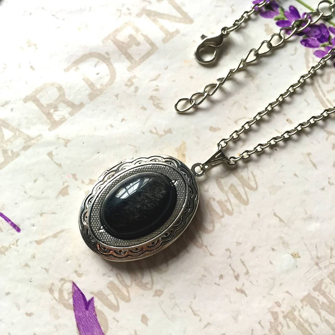 Oval Gemstone Antique Silver Locket Necklace / Otvárací medailón ...
