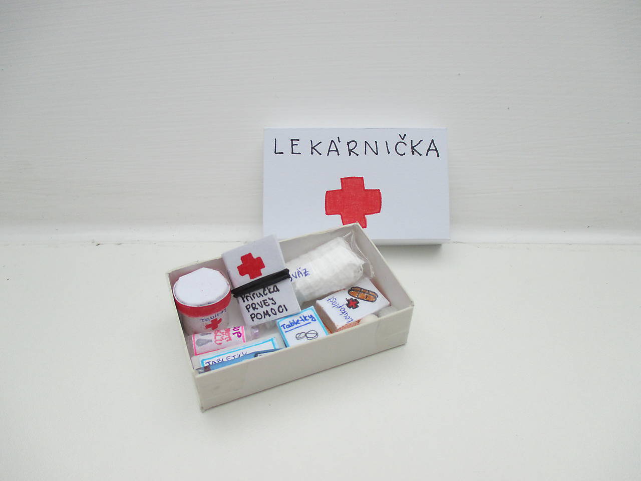 Lekárnička MINI pre Barbie / SusanRosy - SAShE.sk - Handmade Hračky
