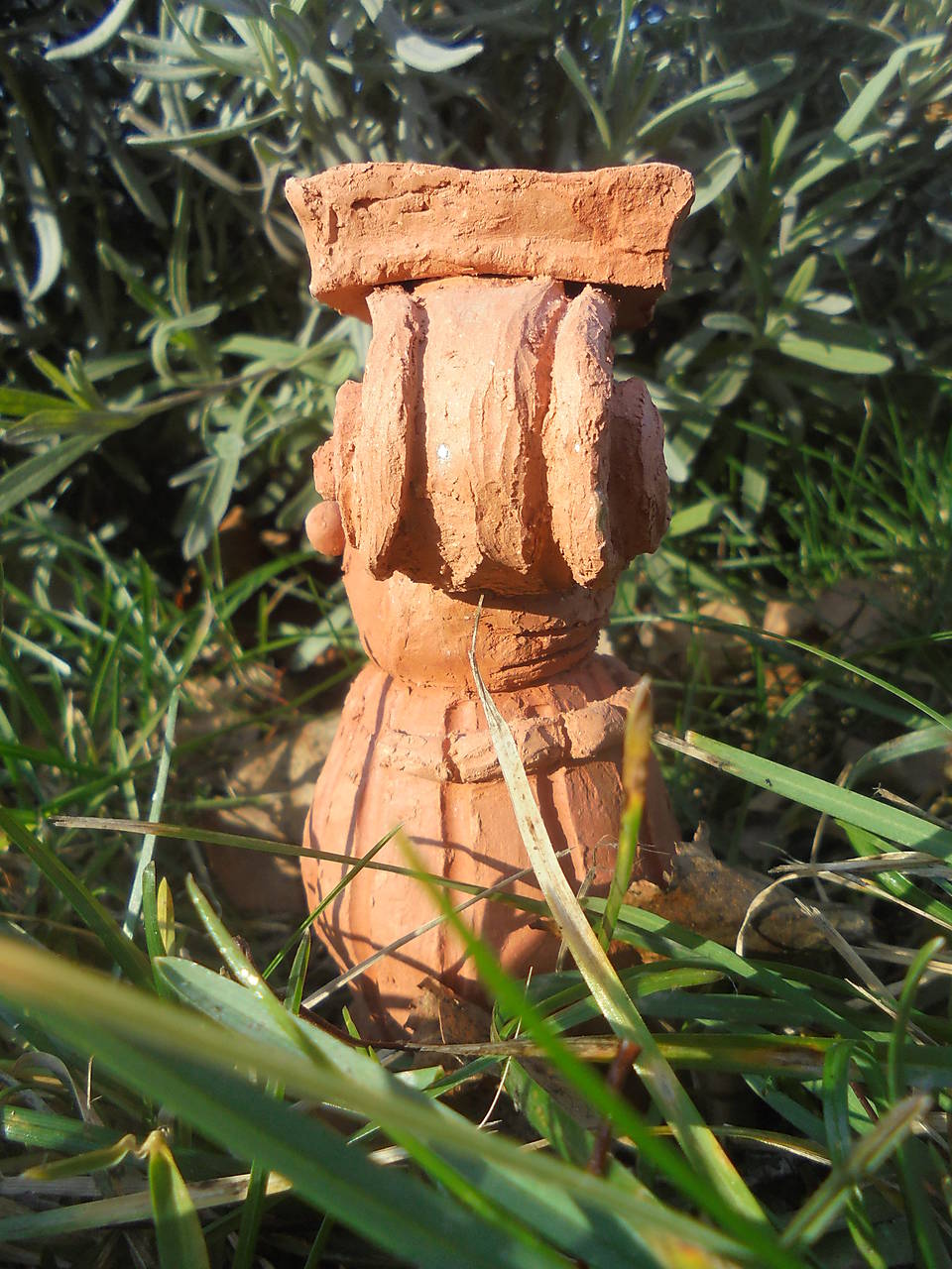 Iónsky antický stĺp -- svietnik, keramika / Momino - SAShE.sk