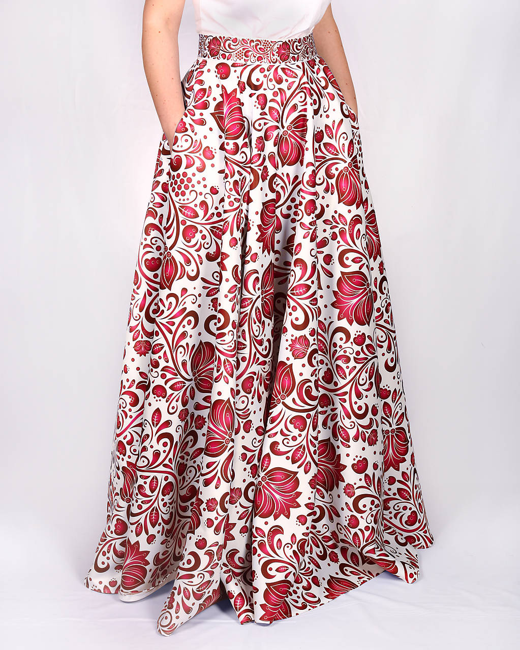 VEJANA - potlač FOLK ROSES (červený folk na bielej) / Foxxy - SAShE.sk