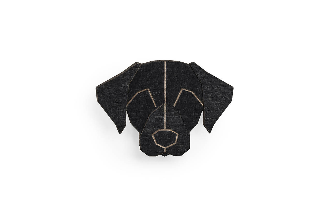 Drevená brošňa Black Labrador Brooch / bewooden - SAShE.sk