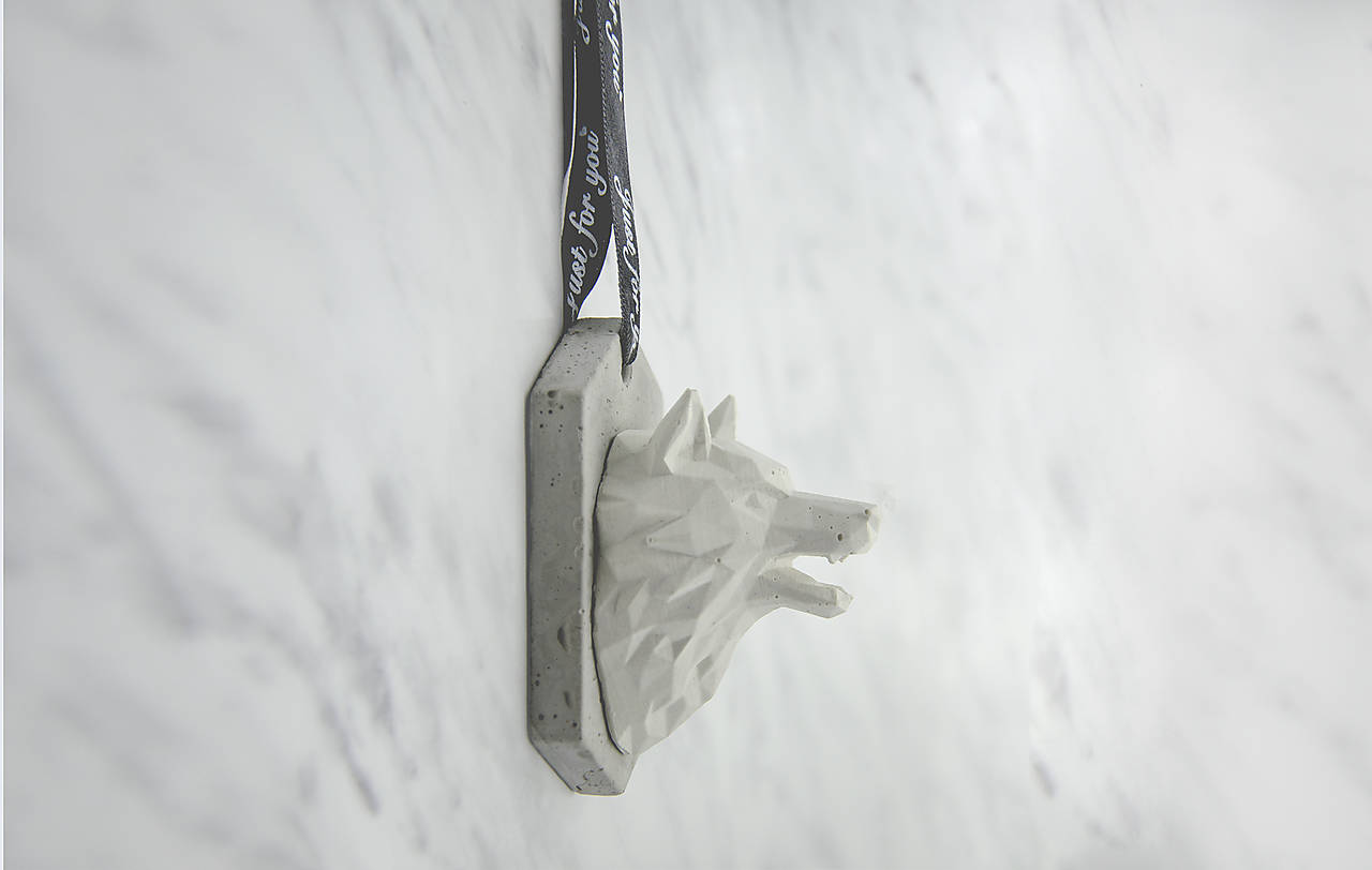 Betónová busta Wolf (Čierna) / raw_design - SAShE.sk