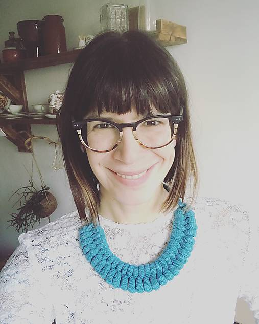 Viazaný náhrdelník - rybí chvost (Biela) / Tejerka - SAShE.sk