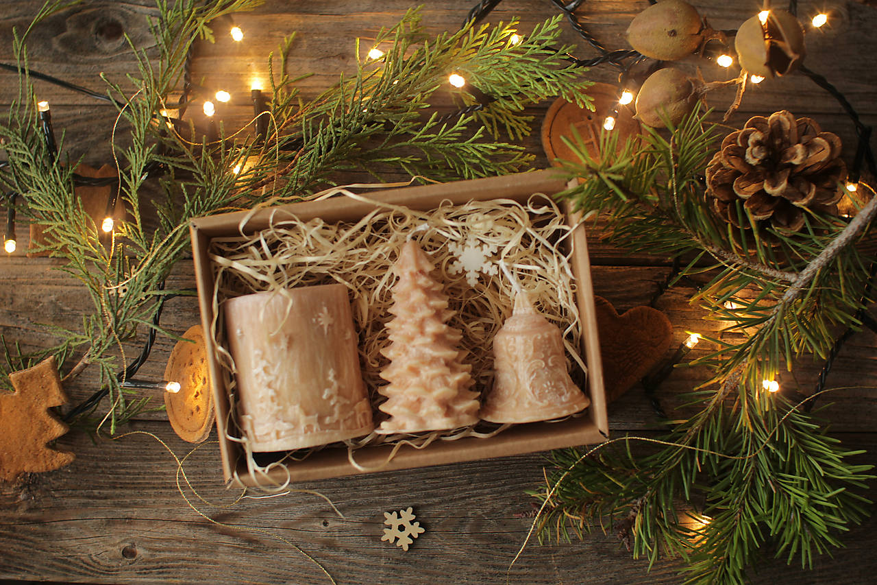 Vianočná SADA sviečok V DARČEKOVOM BALENÍ (Hnedá) / soul.LIGHT - SAShE.sk