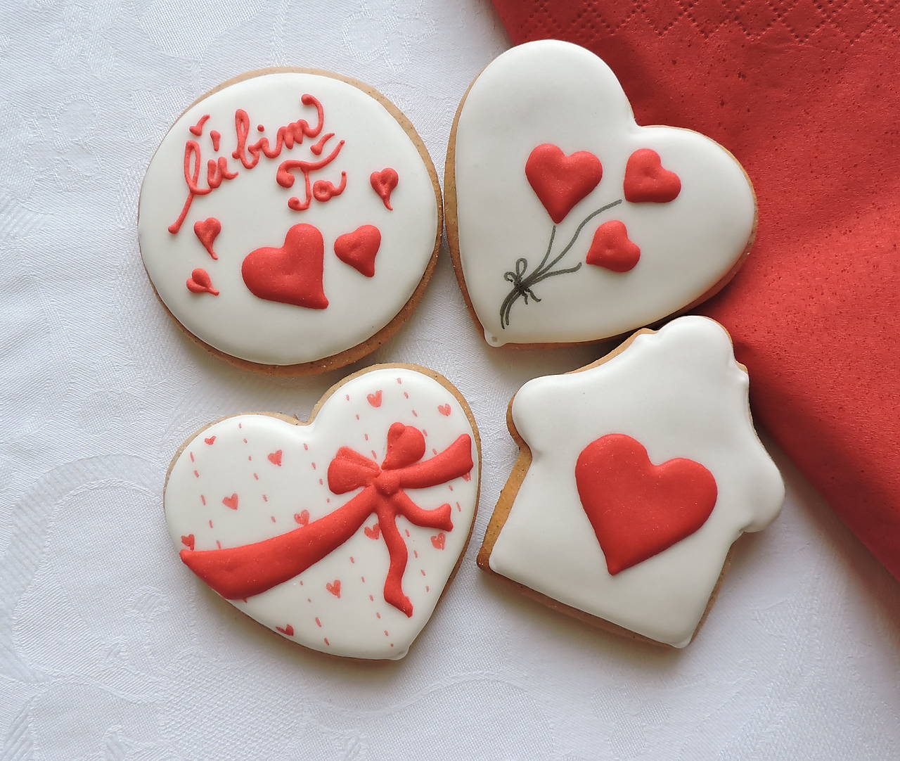 Medovníkové Valentínky 4 ks v krabičke / MeDada - SAShE.sk