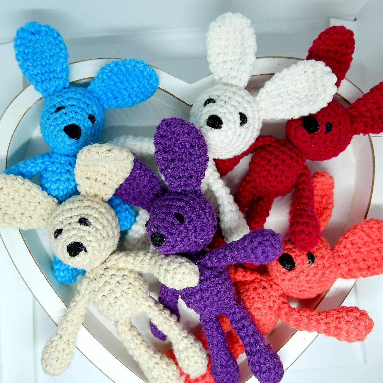 Háčkovaný zajkovia / adien - SAShE.sk