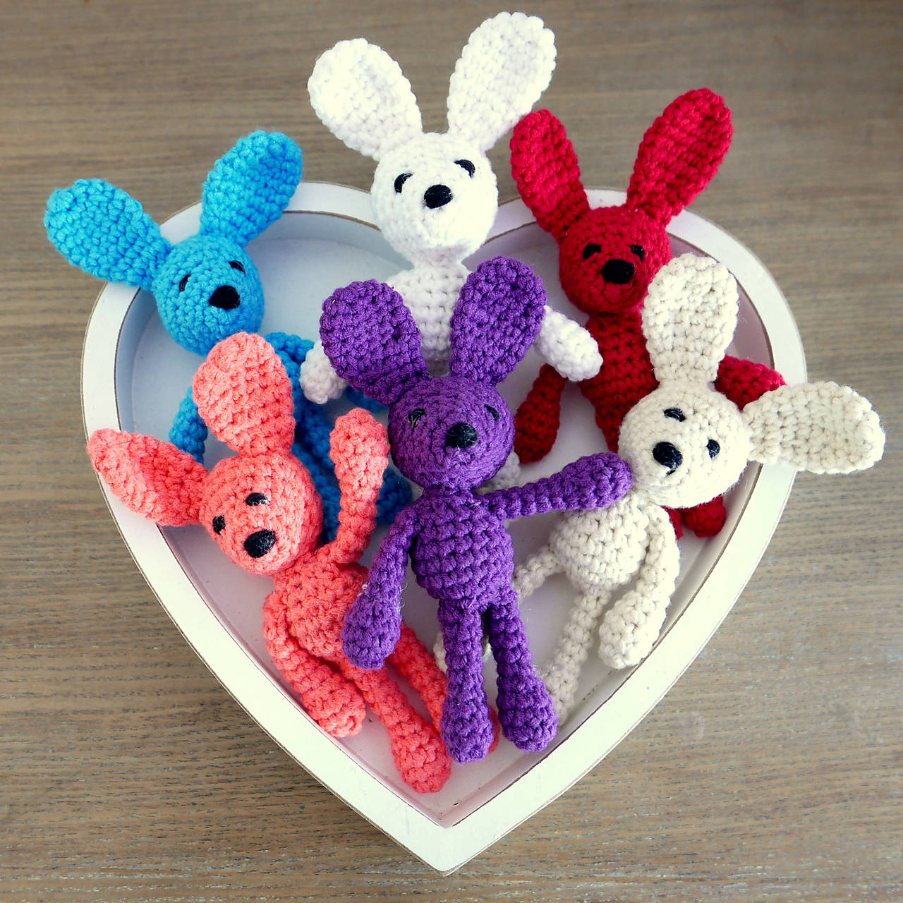 Háčkovaný zajkovia / adien - SAShE.sk