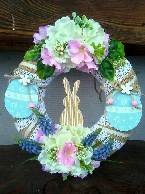 Netradičný...ale predsa jarný. / HobbyDekor - SAShE.sk