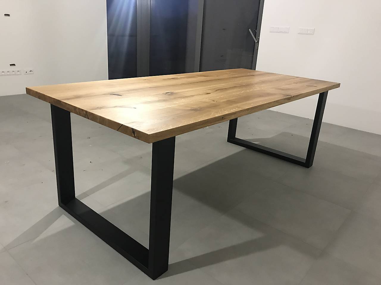 Dubový jedálensky stôl / ManoracWood - SAShE.sk