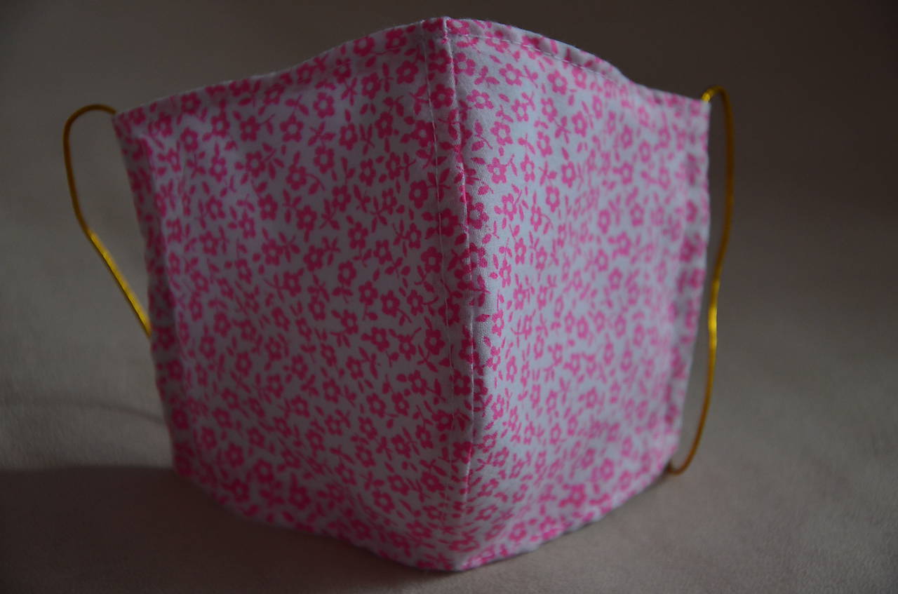 Rúško na tvár (Ružová) / dolinka.hracky - SAShE.sk