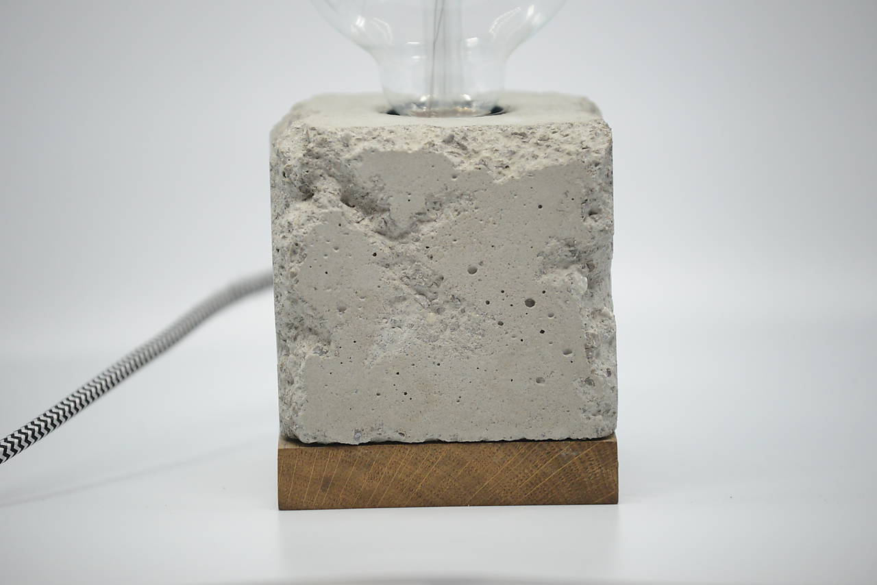 Betónová lampa Cubic (erodovaný betón) / MelagaDesign - SAShE.sk