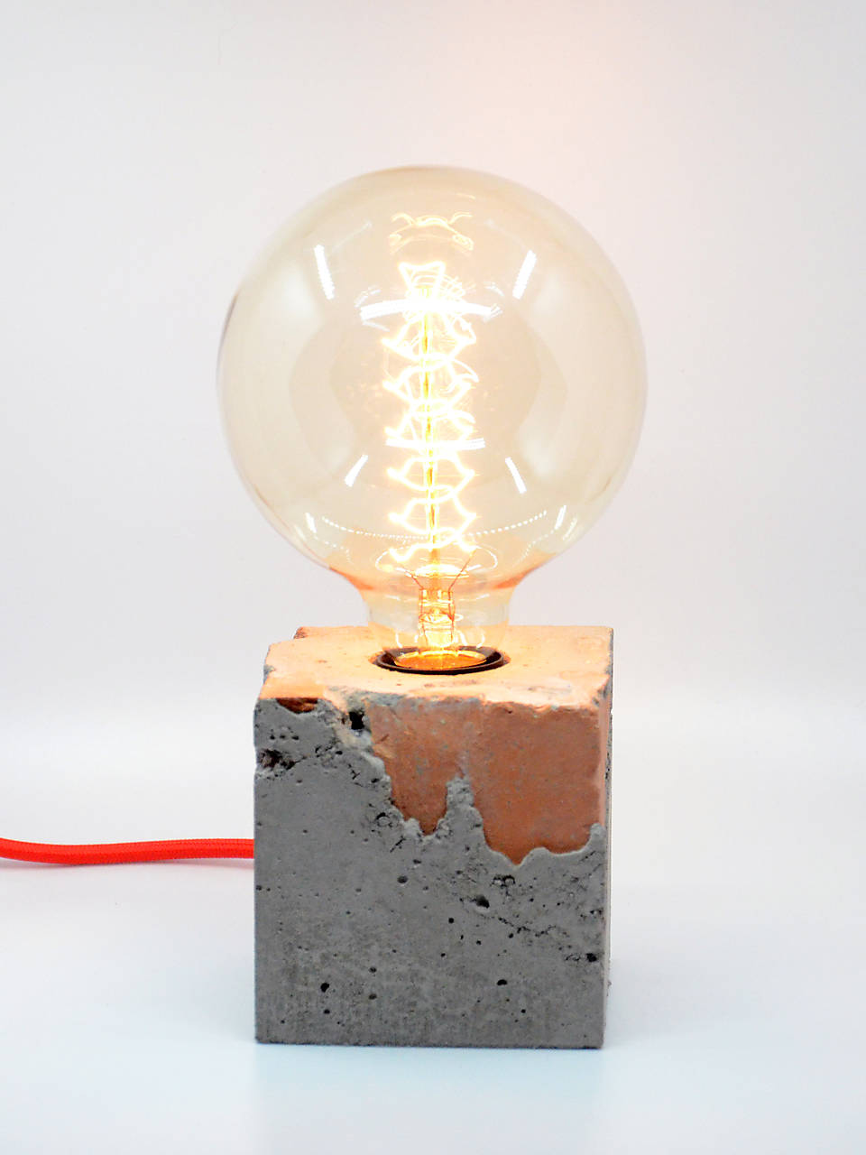 Betónová lampa Cubic (CubBrick) / MelagaDesign - SAShE.sk