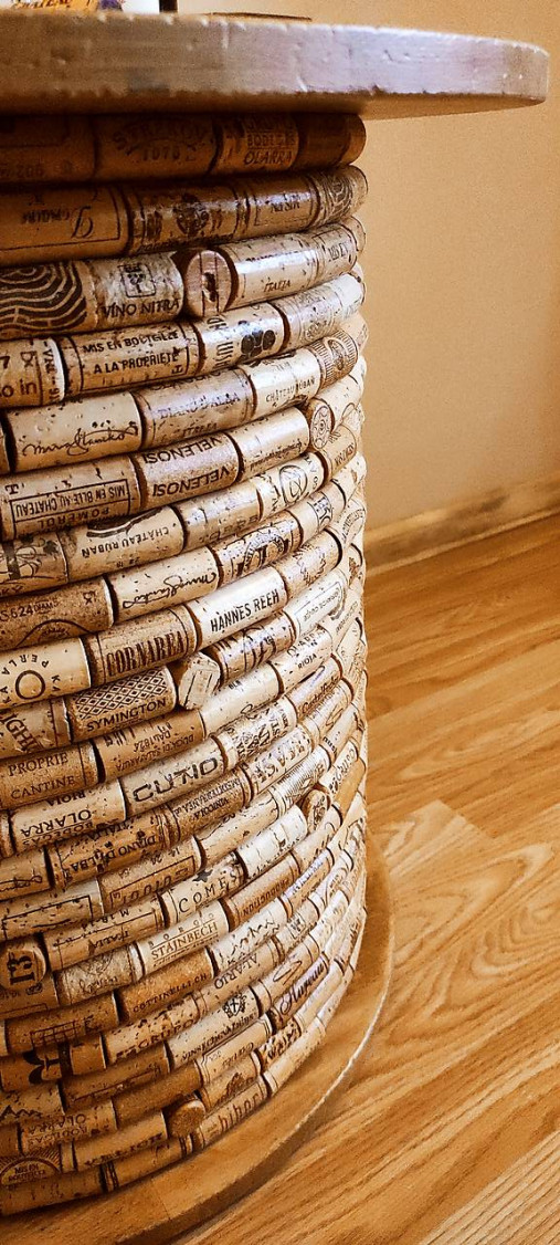 Korkový stolík Buk (Wine cork table beech) / GM - SAShE.sk