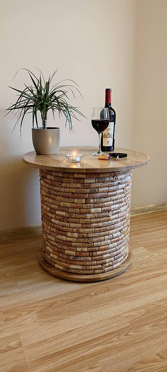 Korkový stolík Buk (Wine cork table beech) / GM - SAShE.sk