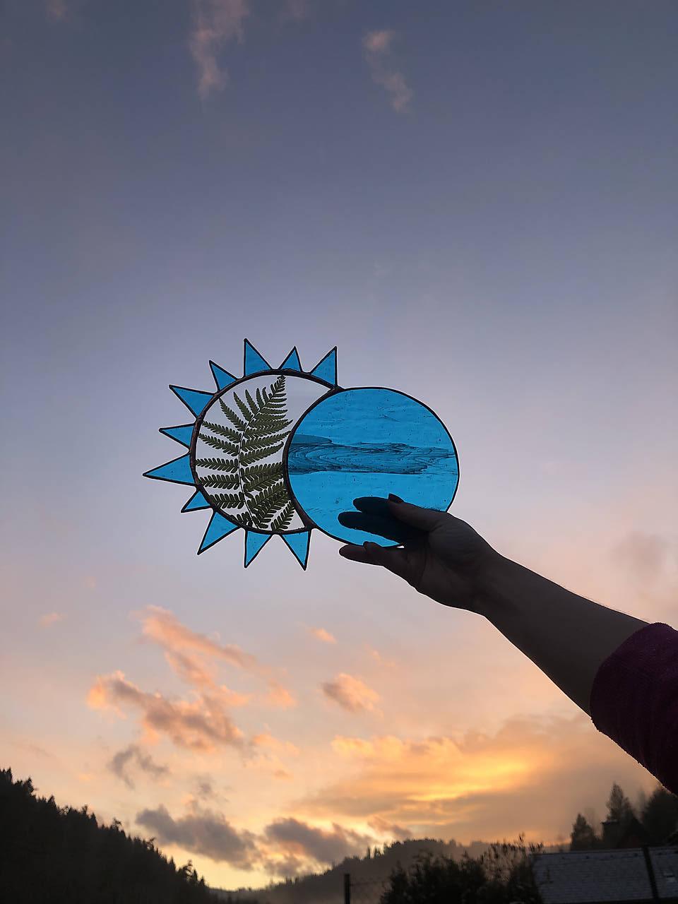 Lapač slnka s papradím / DSglassdesign - SAShE.sk