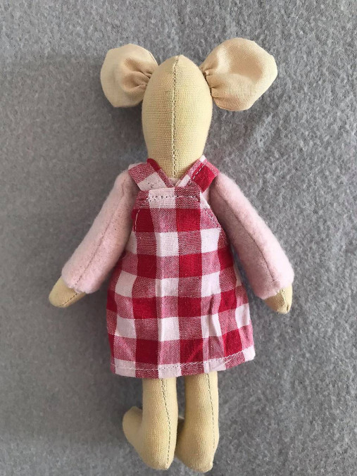 Myška Mimi vo vidieckom šate / gaby - SAShE.sk