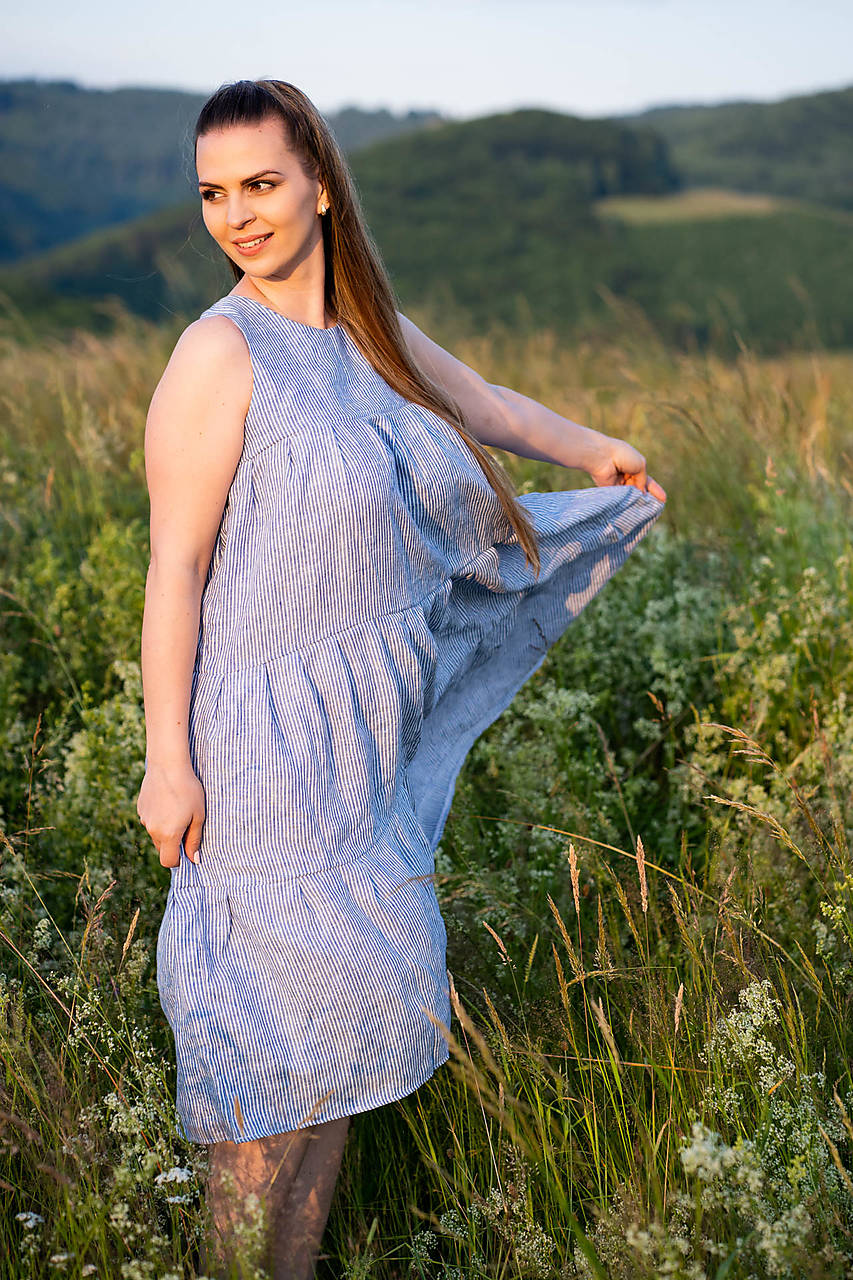 Ľanové MIDI šaty na dojčenie - tmavomodrý pásik / MEXY - SAShE.sk