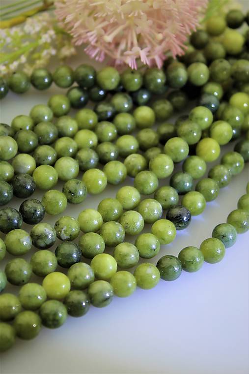 Nefrit korálky 8mm (Kanadský nefrit) / Sima-polodrahokamy - SAShE.sk