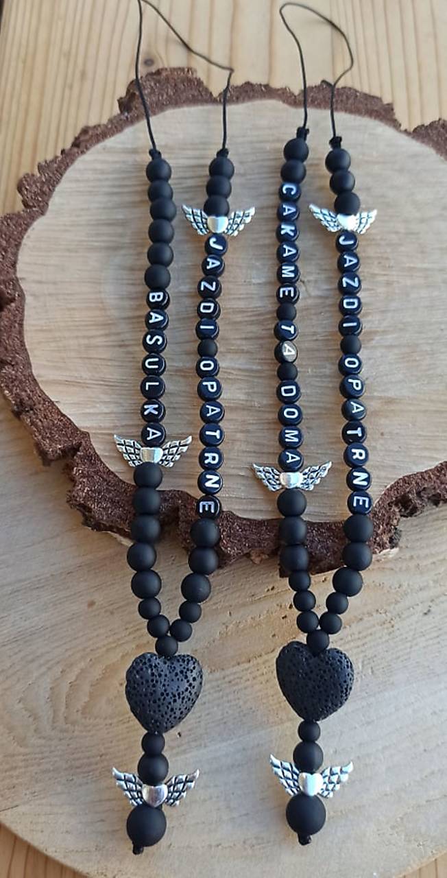 Prívesok alebo amulet do auta cena za 1 ks na želanie s textom menom ...