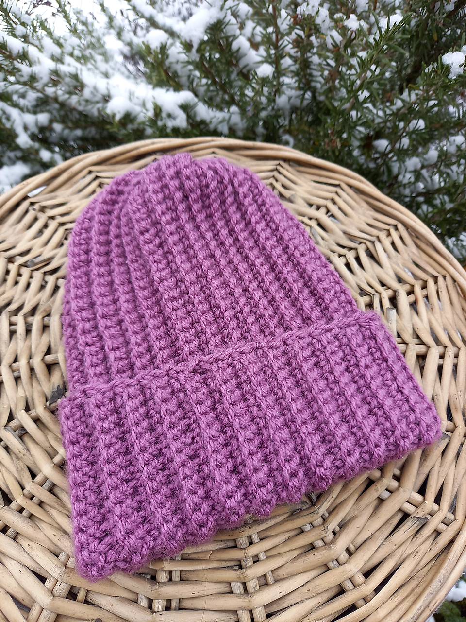 DÁMSKA PASTELOVOFIALOVÁ HREJIVÁ HÁČKOVANÁ ČIAPKA - osvedčená klasika ...