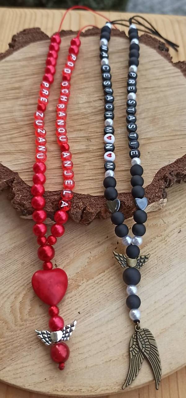 Prívesok alebo amulet do auta na želanie s textom menom alebo dátumom ...