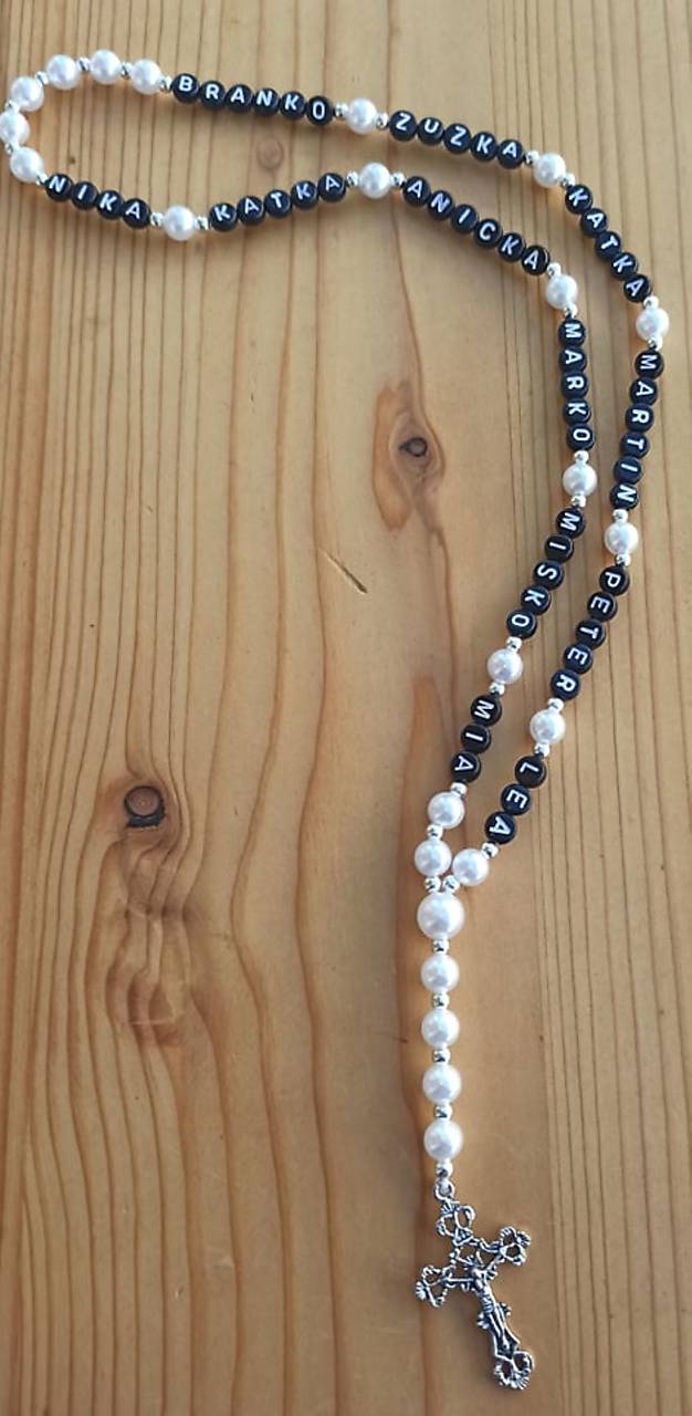 Prívesok alebo amulet do auta na želanie s textom menom alebo dátumom ...