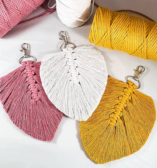 Prívesok list - makramé / LunaBox - SAShE.sk