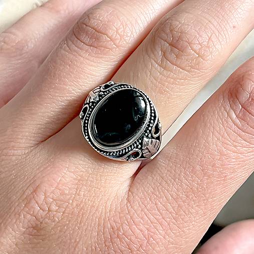 Black Onyx Vintage Ring / Prsteň s ónyxom / LaWande - SAShE.sk