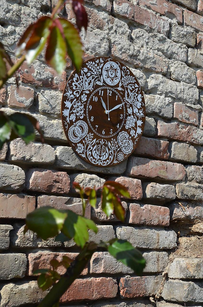 Hodiny s holubicami farebné varianty (čevená: hrúbka 2cm) / Malufka ...