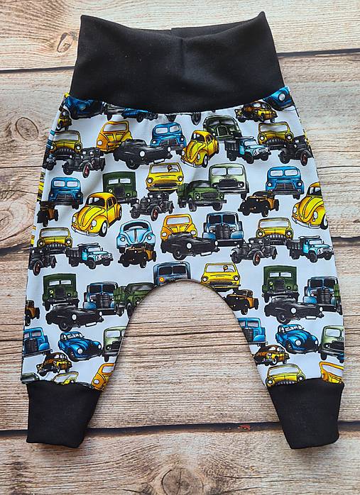 Tepláčiky - retro autá kreslené (Čierna) / JAart - SAShE.sk