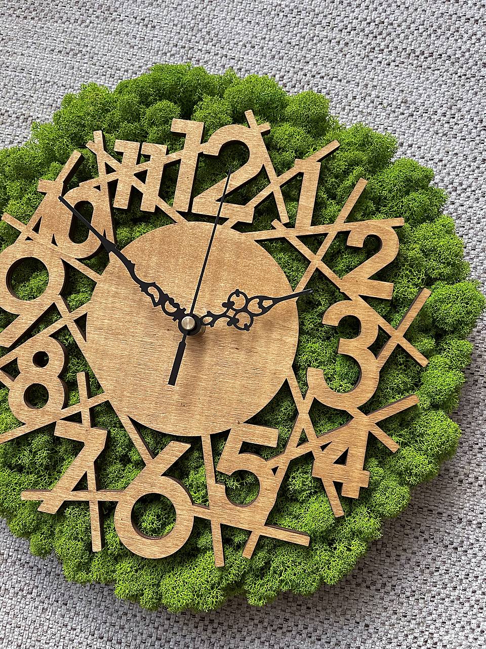 Machové hodiny / FlukoLand_official - SAShE.sk