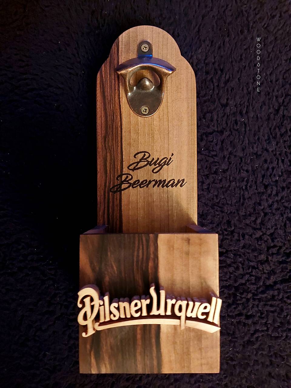 Otvárak na pivo-Pilsner Urquell+vypálený text / Woodstone - SAShE.sk